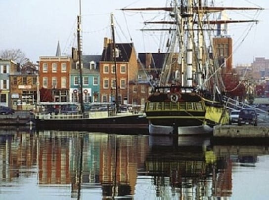 Baltimore Fishbowl | houseboat:view