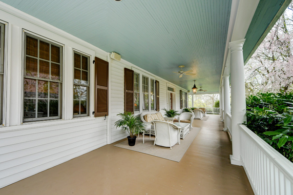 Tracy Swindell Presents ... a Sotheby's Spectacular in Ruxton