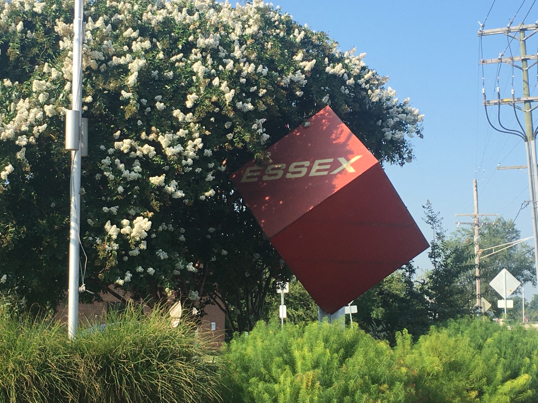 Icon Or Eyesore? The Retirement Of The Essex Cube Splits The Community