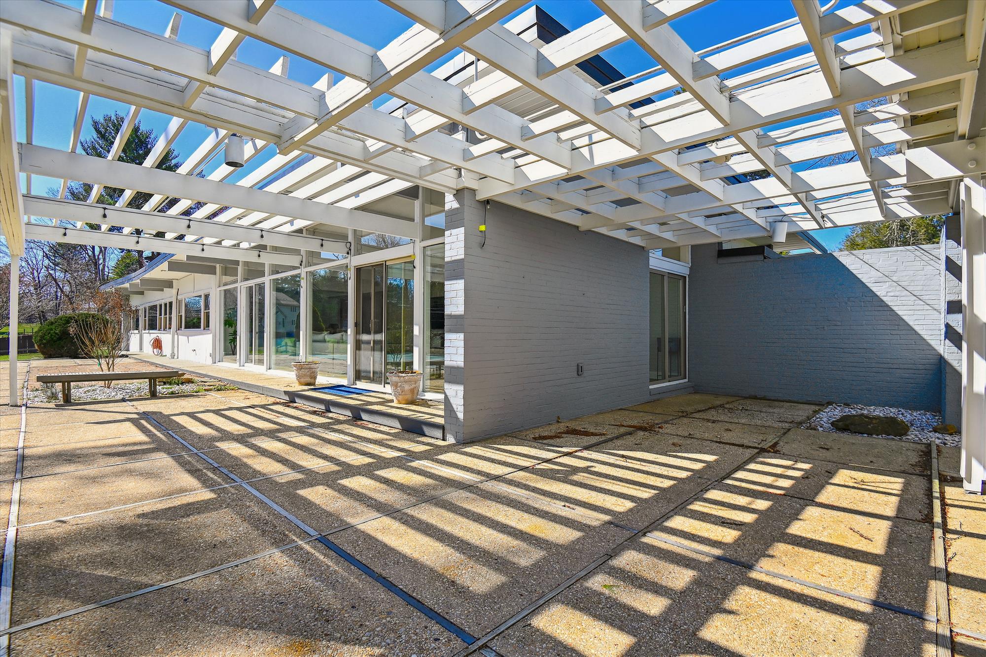 Baltimore Fishbowl | floor plan-courtyard-_dsc3353