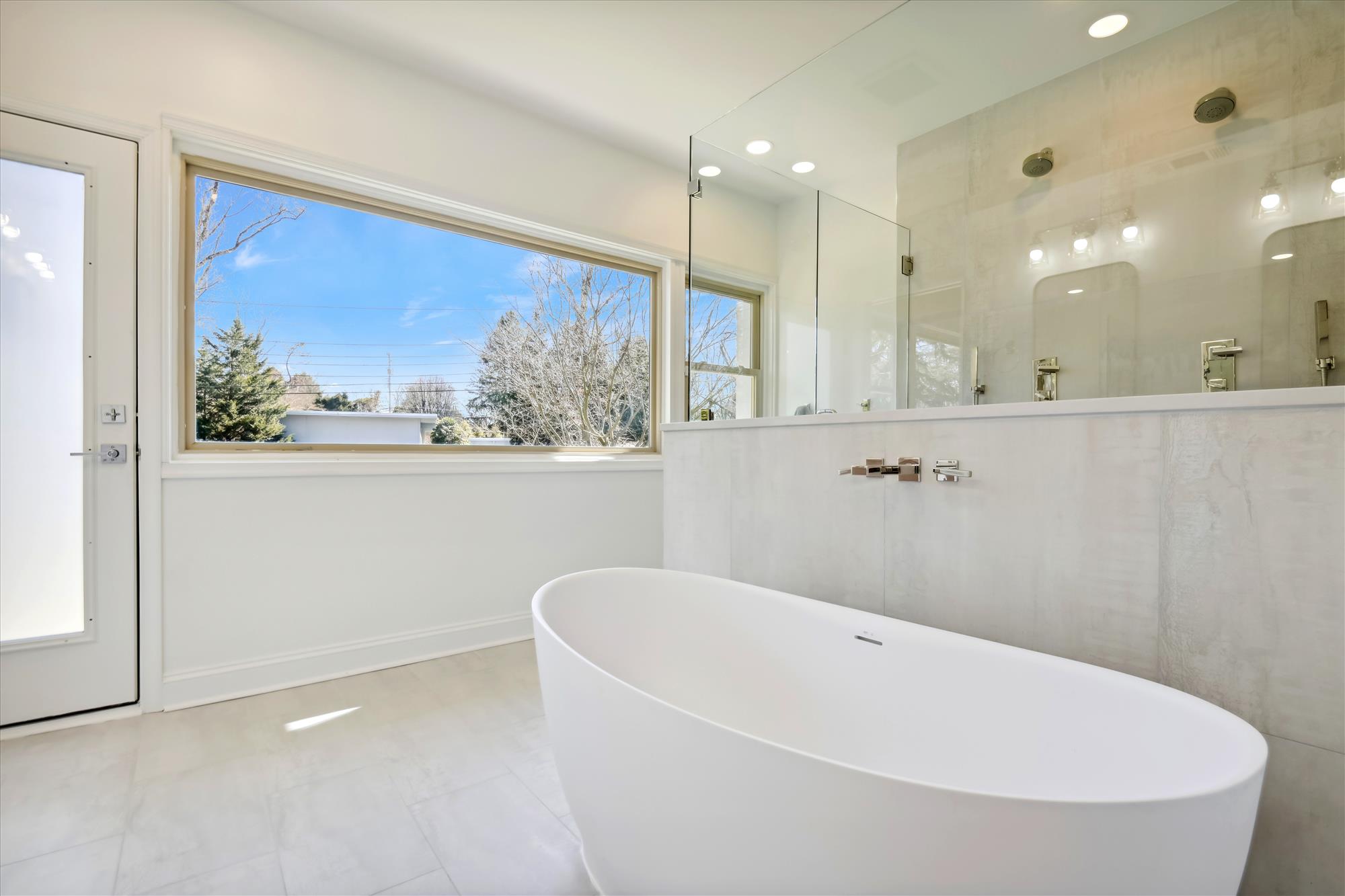 Baltimore Fishbowl | floor plan-primary bath-_dsc3592