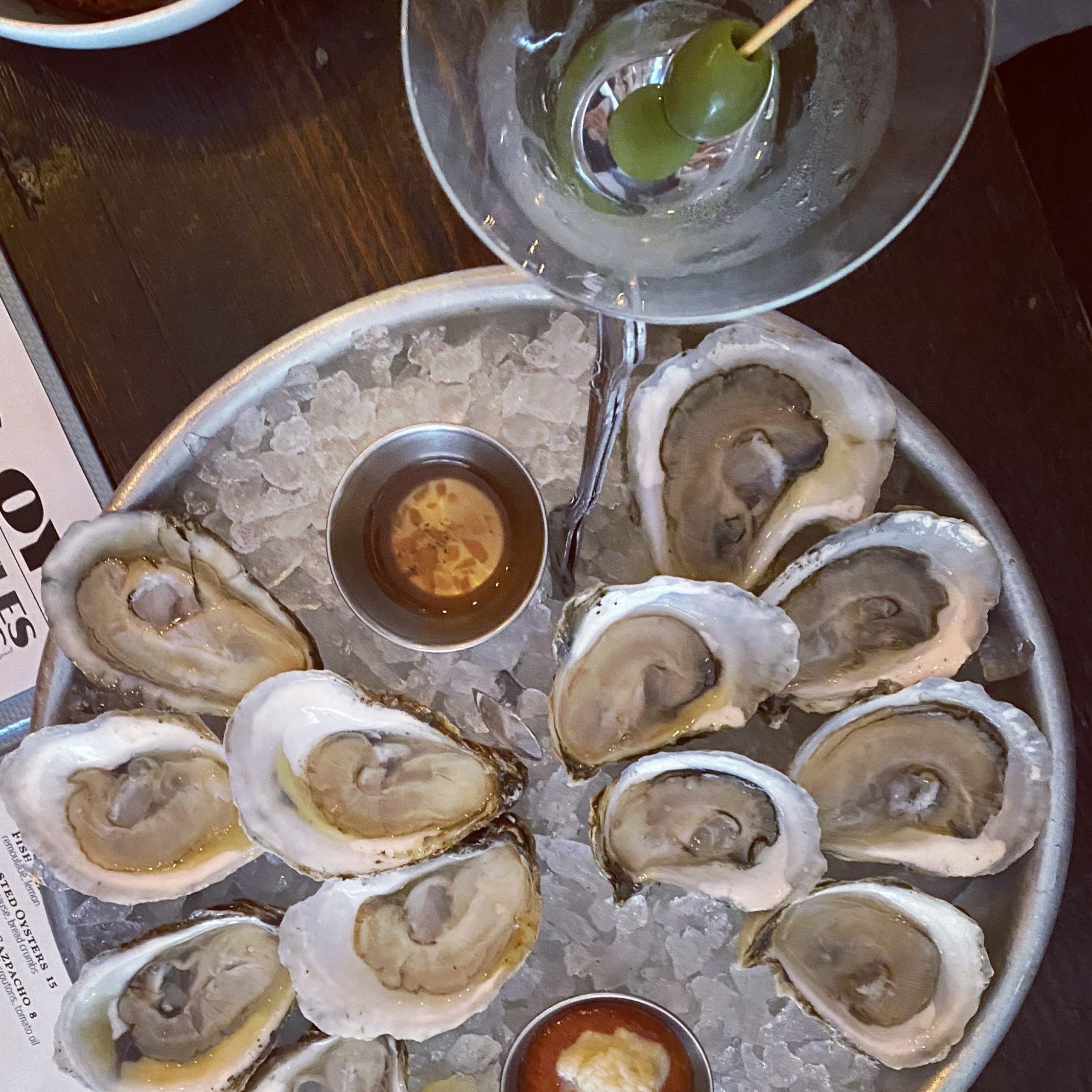 Baltimore Fishbowl | Dylans oysters w martini