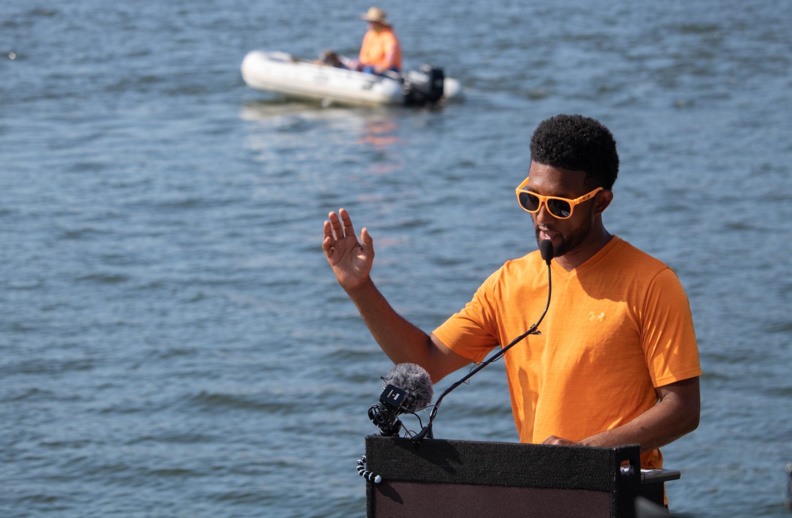 Baltimore Fishbowl | harbor splash