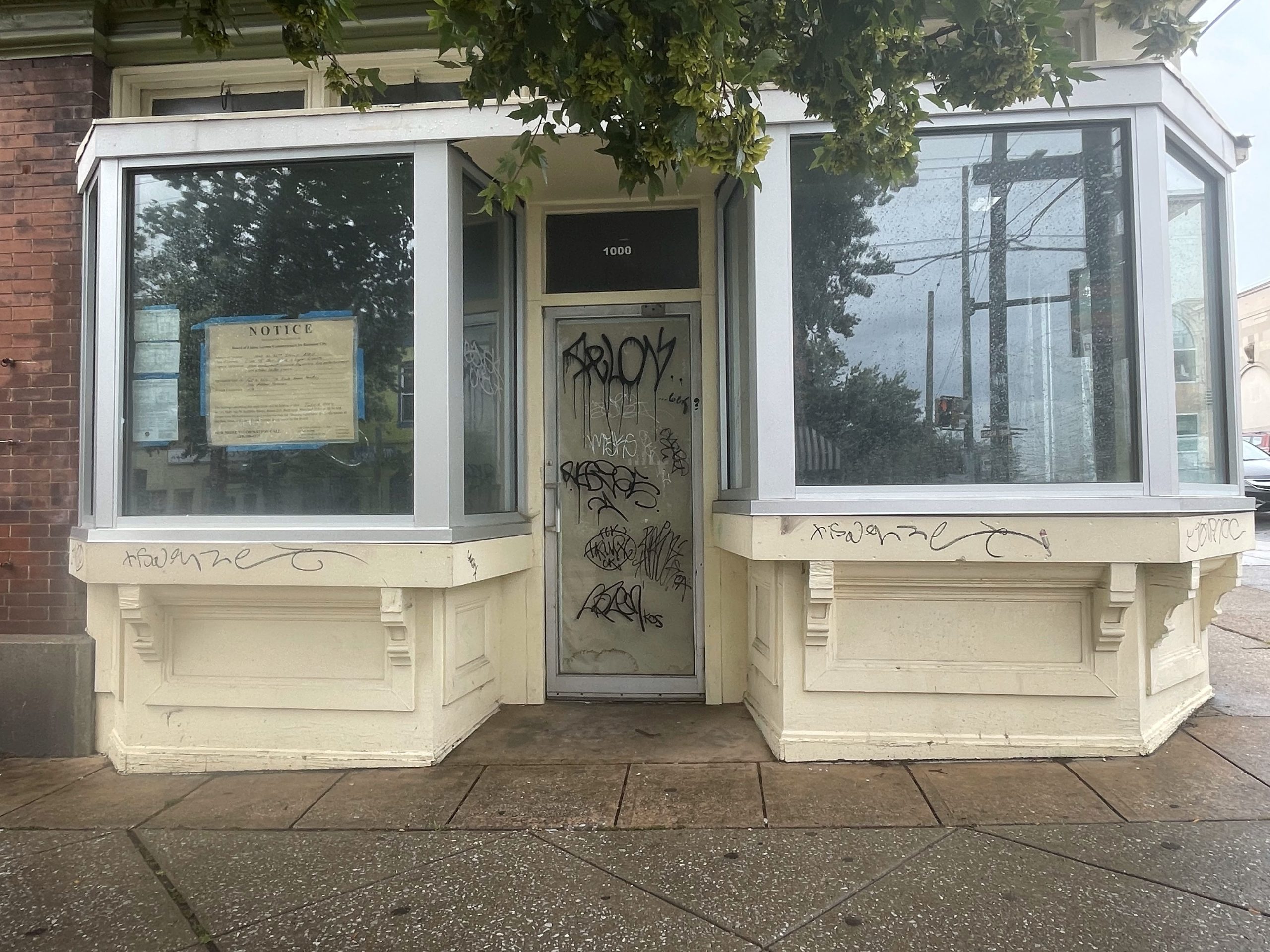 Baltimore Fishbowl | The Duchess (former Cafe Hon)