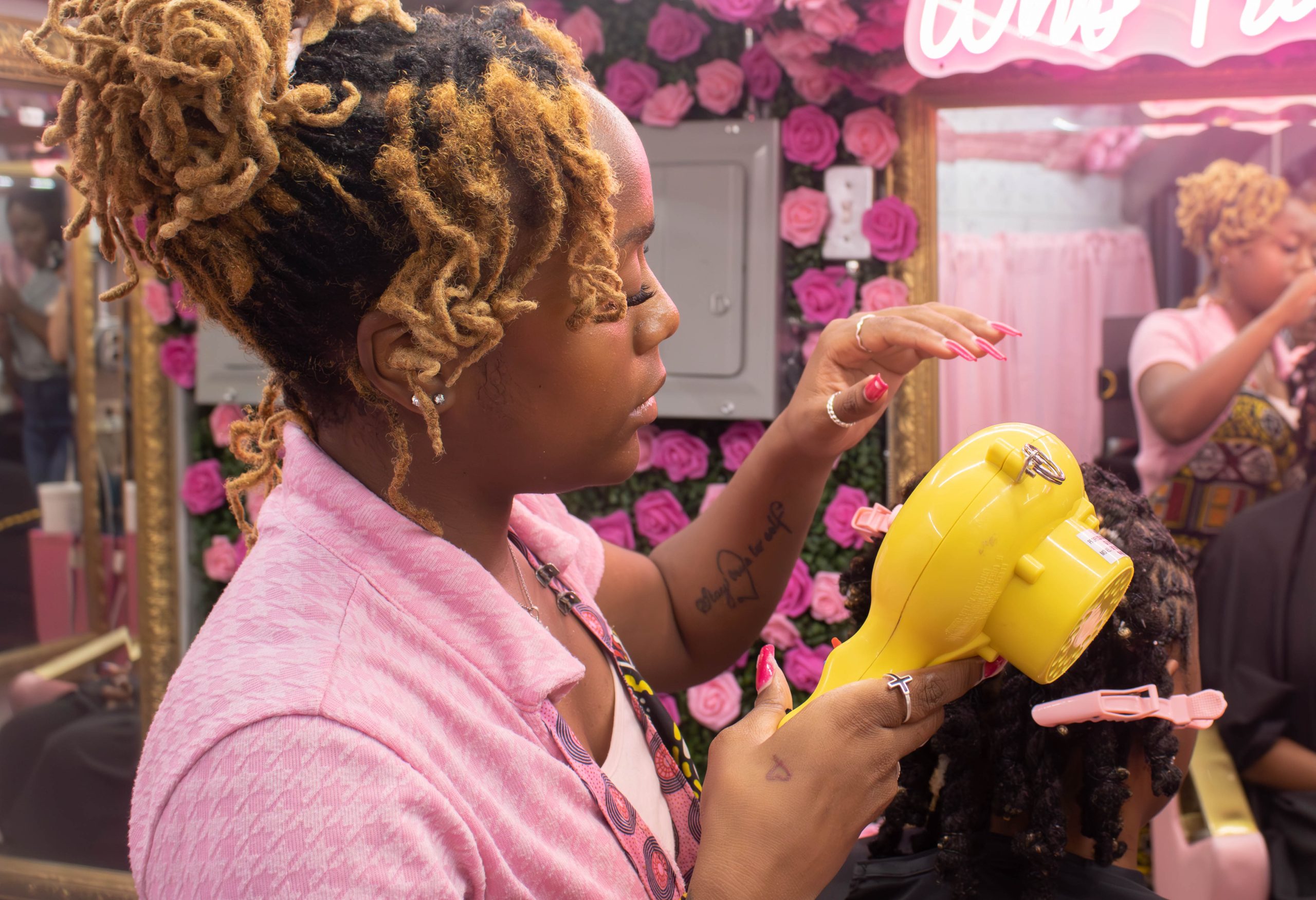 Baltimore Fishbowl | pink bus-8