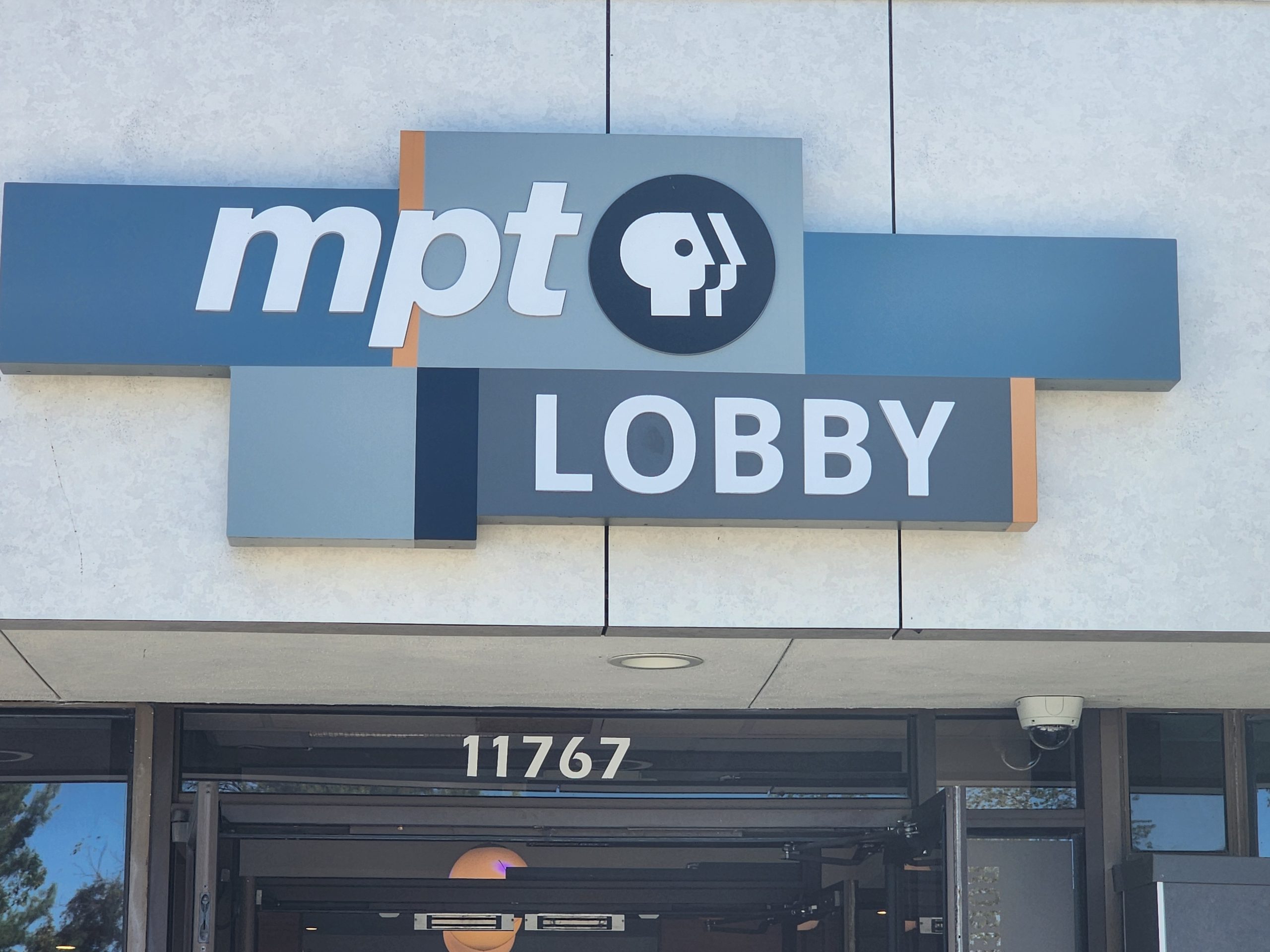 Baltimore Fishbowl | mpt front
