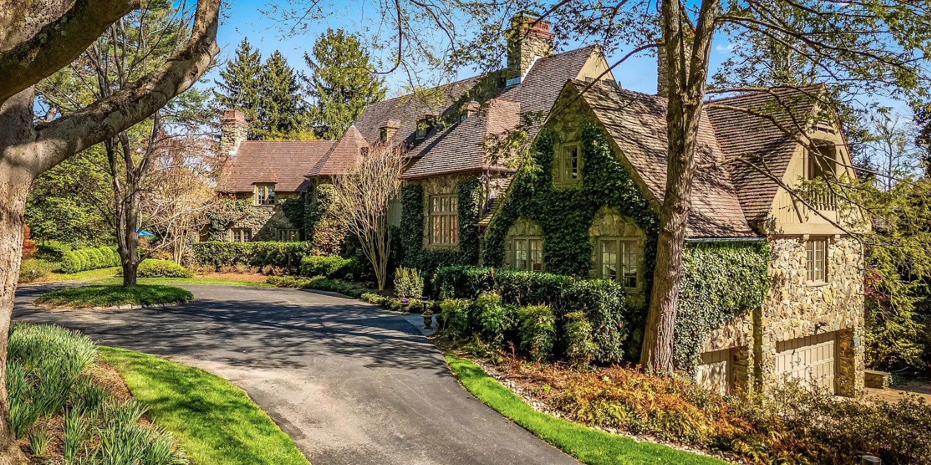 Baltimore Fishbowl | Hot House: This English Tudor manor is the ...